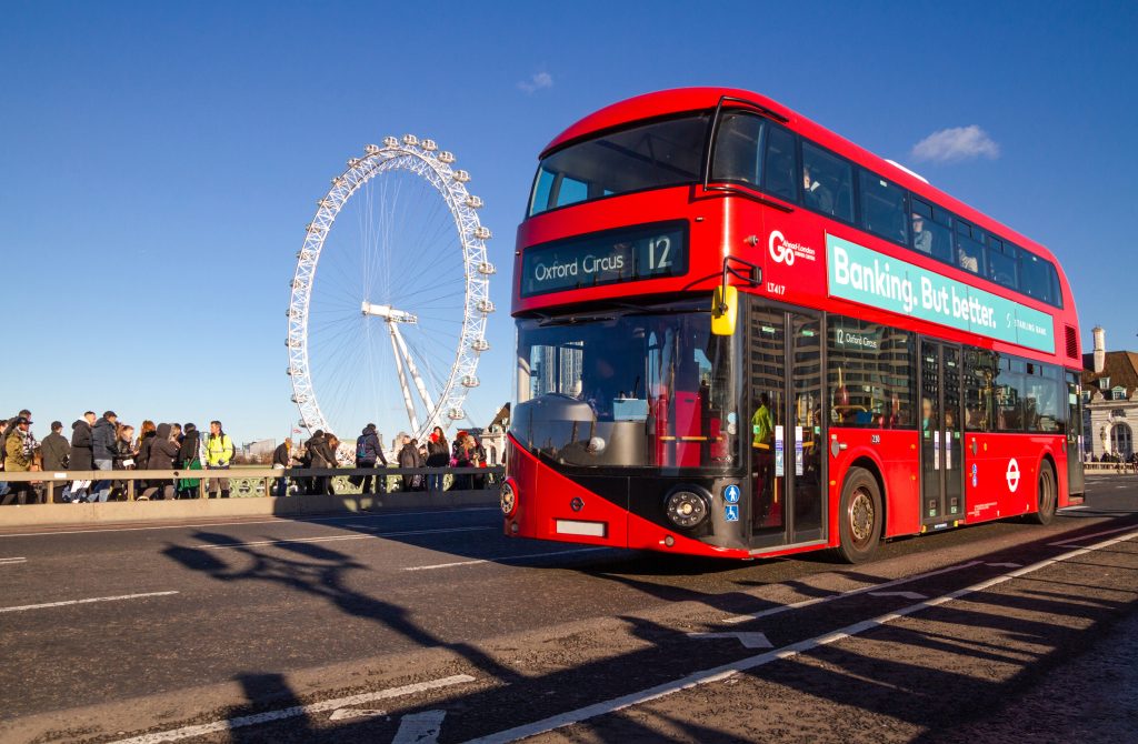 New digital displays are being trialled at London bus stops – LIA London