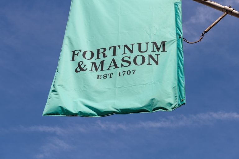 Iconic London department store Fortnum & Mason is expanding – LIA London