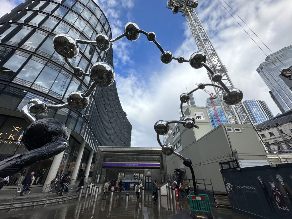 A shiny new Yayoi Kusama sculpture has appeared outside Liverpool ...