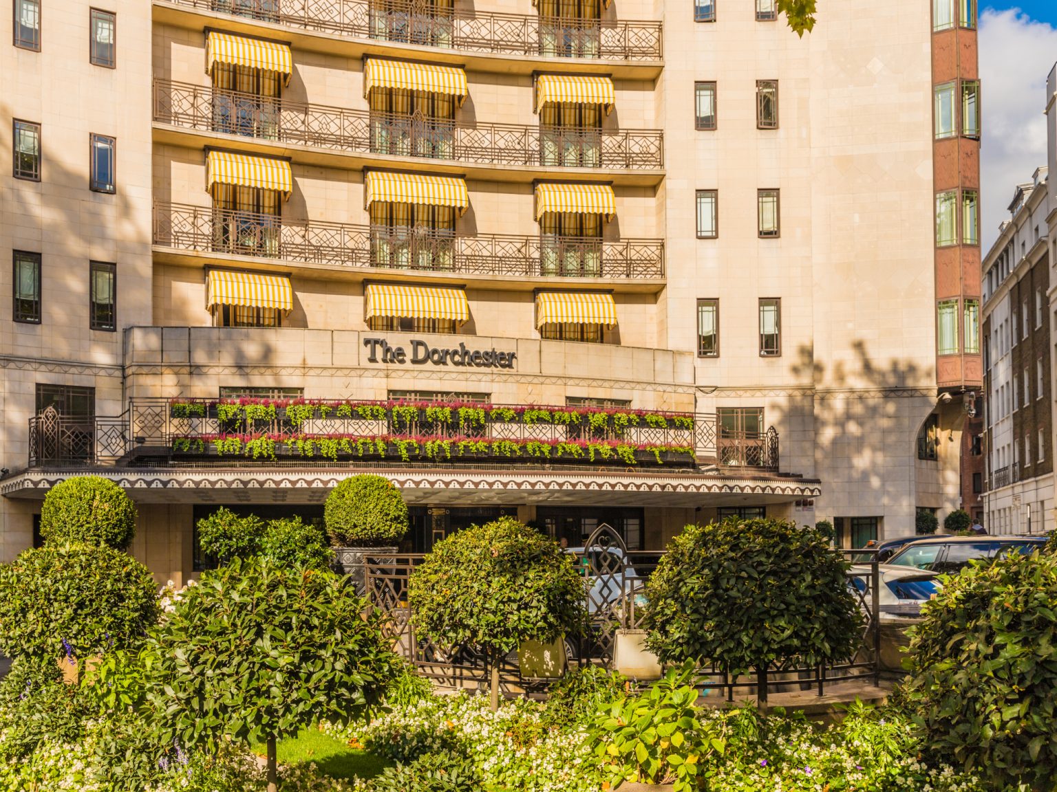 This iconic central London hotel has been named the best in the capital ...