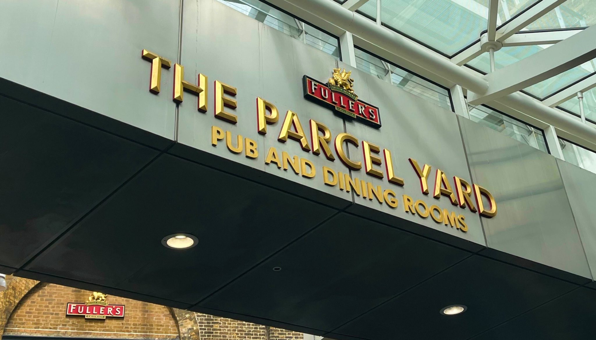 Two London train station pubs have been crowned the best in the UK ...