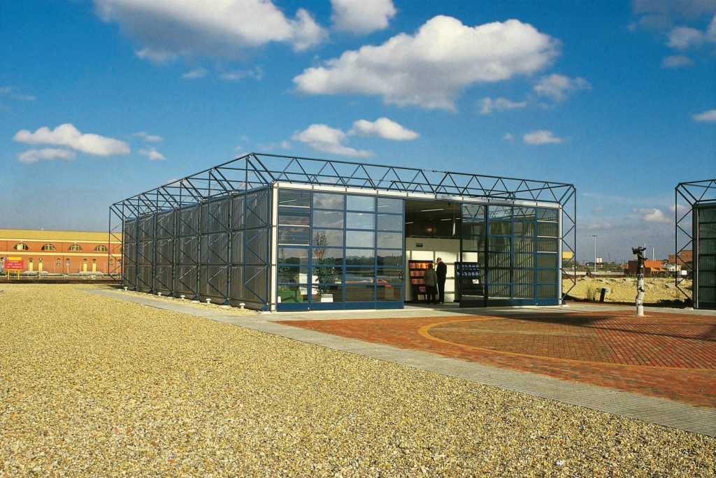 The revolutionary high-tech London building named one of Britain’s most ...