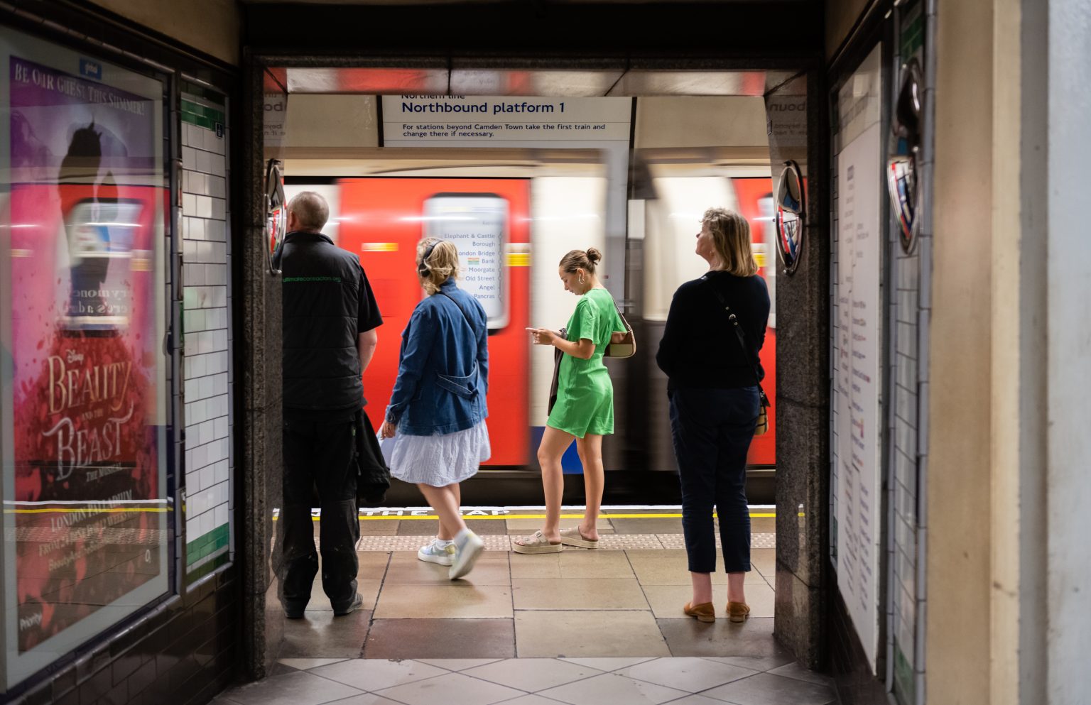 More sections of the London Underground’s Piccadilly, Northern and ...